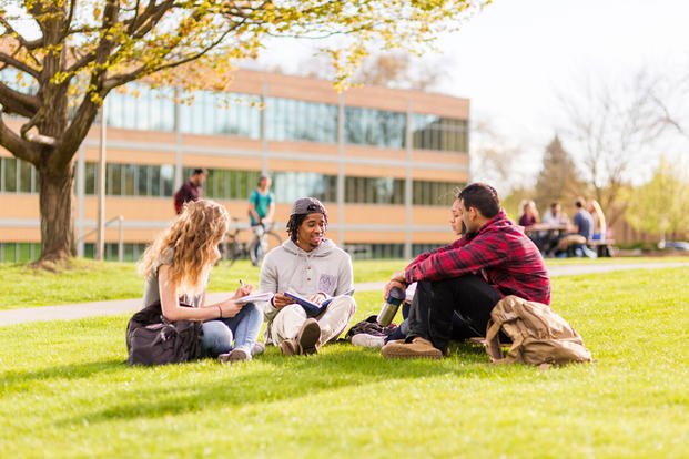 Finding a School, Selecting a College | Military.com