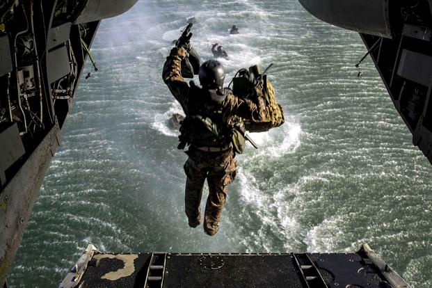 A Lance Corporal Just Became the 1st Female Recon Marine | Military.com