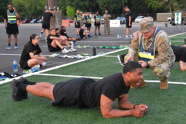 Ask Stew: Should I Do More Push-Ups When Doing More Planks? | Military.com