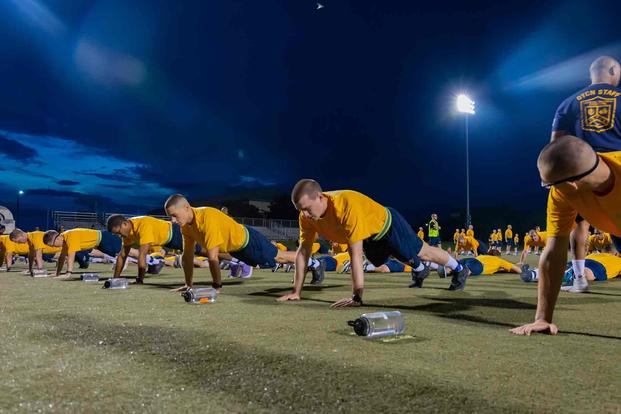 Navy to Forgive Past Fitness Test Failures in Move to Keep Up to 1,500 ...