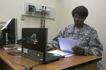 Female Army Colonel Leads By Example | Military.com